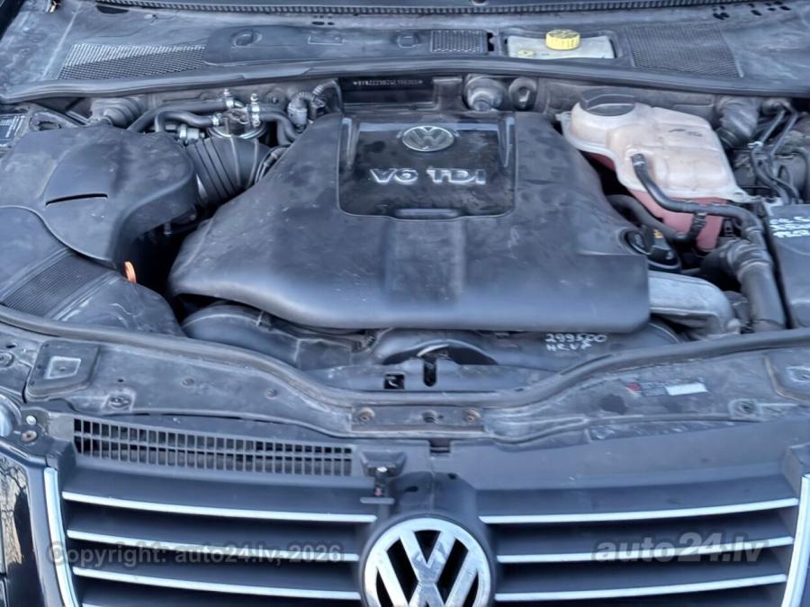 Volkswagen Passat 2003 Tartu, ar dzinēja tilpumu 2.50 L un nobraukumu 307 tūkst. km par 2200 €, foto 13 vietnē AUTOMOTO.COM.LV