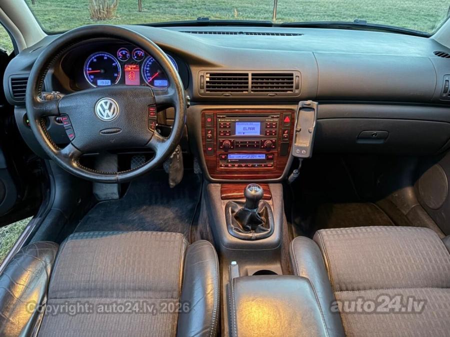 Volkswagen Passat 2003 Tartu, ar dzinēja tilpumu 2.50 L un nobraukumu 307 tūkst. km par 2200 €, foto 21 vietnē AUTOMOTO.COM.LV