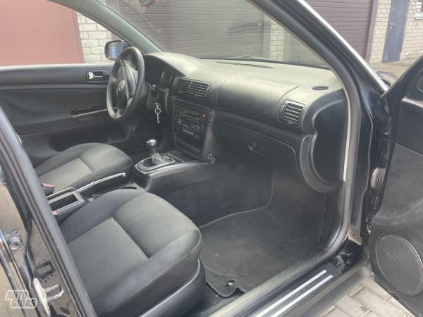 Volkswagen Passat 2003 in Kaunas, with an engine capacity of 1.60 L and mileage of 220 thousand km for 650 €, photo 7 on AUTOMOTO.COM.LV