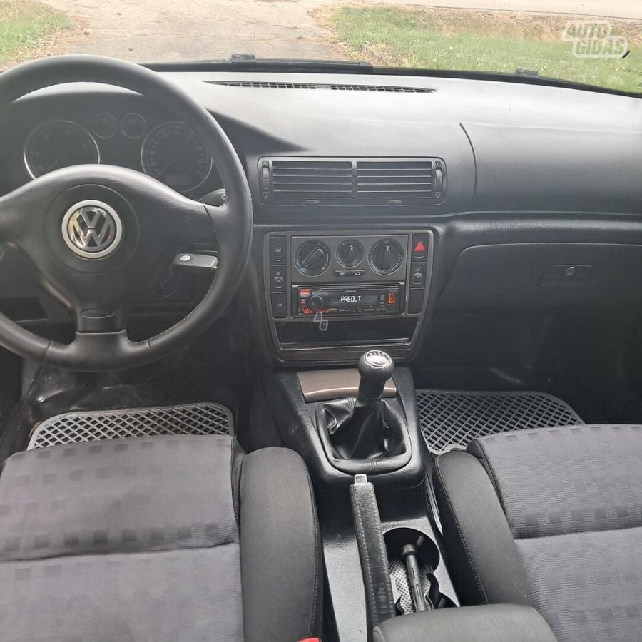 Volkswagen Passat 2003 in Marijampole, with an engine capacity of 1.90 L and mileage of 283 thousand km for 2300 €, photo 10 on AUTOMOTO.COM.LV