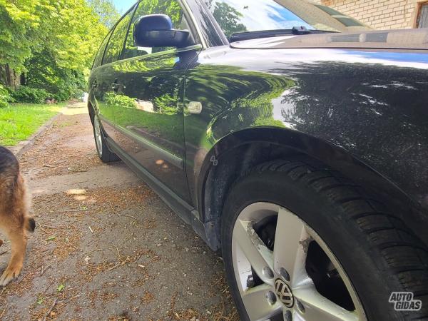 Volkswagen Passat 2003 in Marijampole, with an engine capacity of 1.90 L and mileage of 450 thousand km for 1350 €, photo 7 on AUTOMOTO.COM.LV