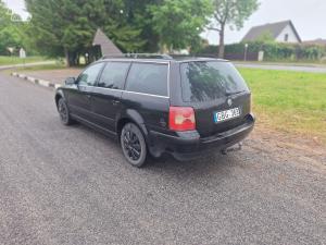 Volkswagen Passat 2003 in Klaipeda, with an engine capacity of 1.90 L and mileage of 326 thousand km for 1199 €, photo 8 on AUTOMOTO.COM.LV