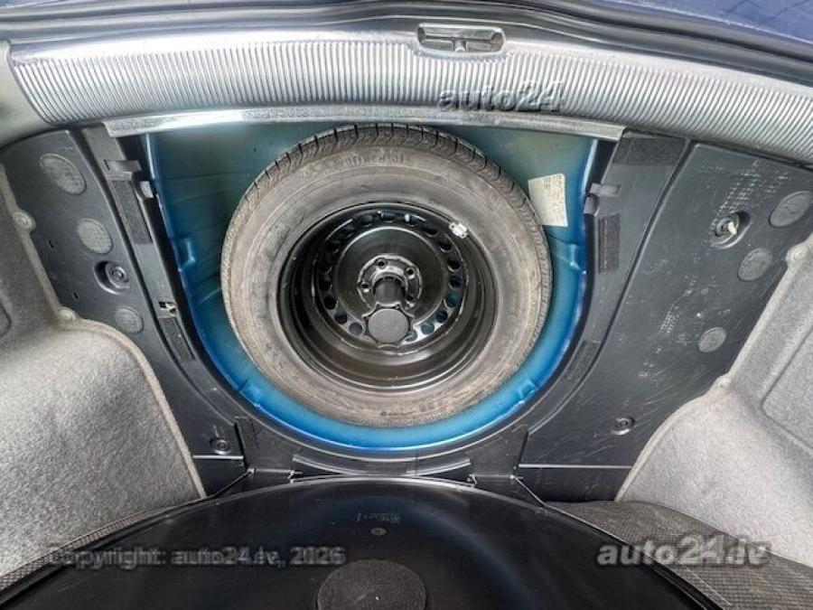 Volkswagen Passat 2003 Viljandi, ar dzinēja tilpumu 1.90 L un nobraukumu 241 tūkst. km par 3699 €, foto 25 vietnē AUTOMOTO.COM.LV