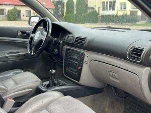 Volkswagen Passat 2003 in Silute, with an engine capacity of 1.90 L and mileage of 472 thousand km for 1250 €, photo 11 on AUTOMOTO.COM.LV