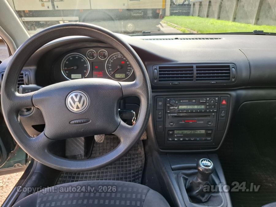 Volkswagen Passat 2003 Tartu, ar dzinēja tilpumu 1.60 L un nobraukumu 213 tūkst. km par 1800 €, foto 12 vietnē AUTOMOTO.COM.LV