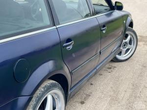 Volkswagen Passat 2003 in Kaunas, with an engine capacity of 1.90 L and mileage of 271 thousand km for 1000 €, photo 5 on AUTOMOTO.COM.LV