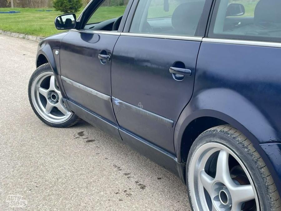 Volkswagen Passat 2003 in Kaunas, with an engine capacity of 1.90 L and mileage of 271 thousand km for 1000 €, photo 7 on AUTOMOTO.COM.LV