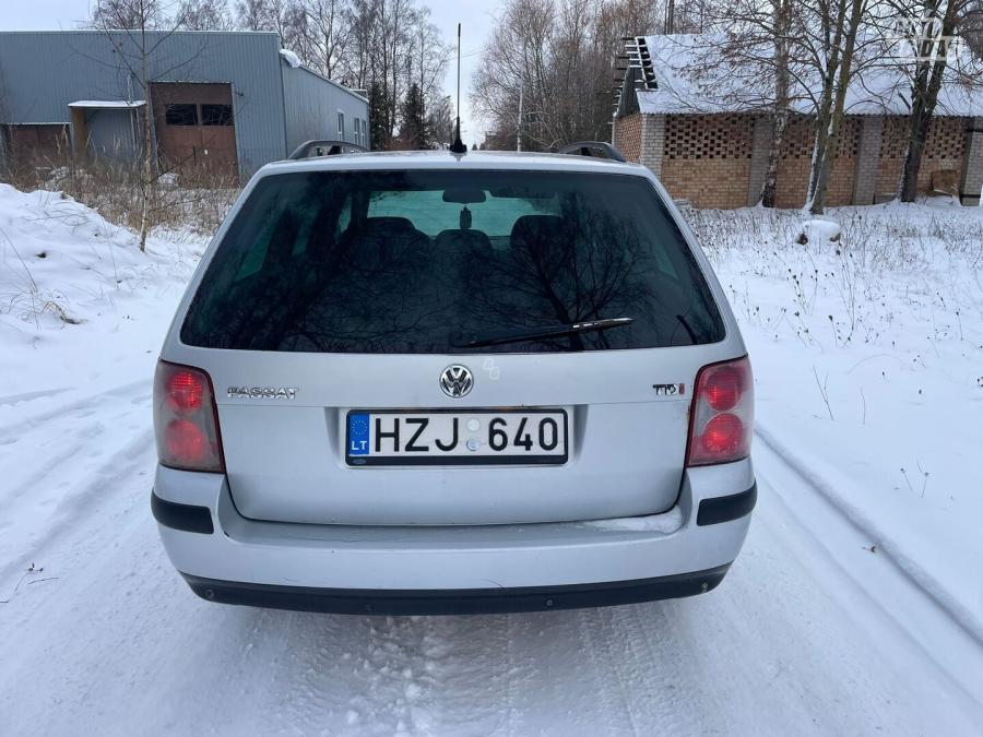 Volkswagen Passat 2004 in Siauliai, with an engine capacity of 1.90 L and mileage of 300 thousand km for 570 €, photo 2 on AUTOMOTO.COM.LV