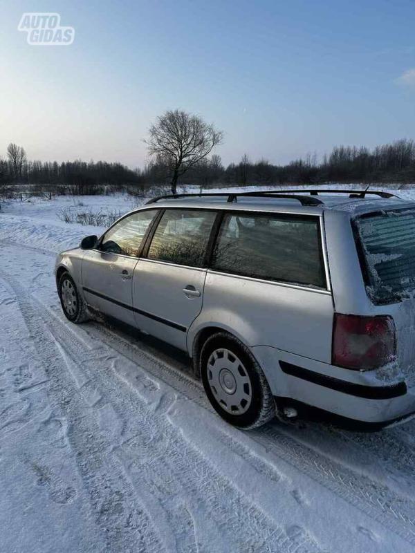 Volkswagen Passat 2004 in Vilnius, with an engine capacity of 1.90 L and mileage of 278 thousand km for 1400 €, photo 3 on AUTOMOTO.COM.LV