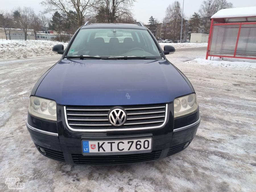 Volkswagen Passat 2004 in Kaunas, with an engine capacity of 2.50 L and mileage of 320 thousand km for 1200 €, photo 2 on AUTOMOTO.COM.LV