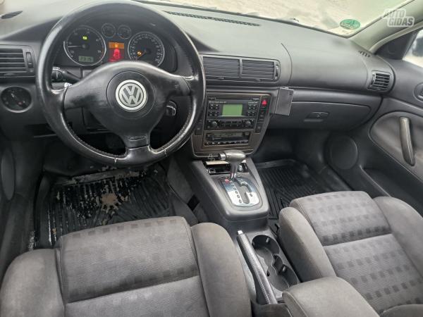 Volkswagen Passat 2004 Kauņa, ar dzinēja tilpumu 2.50 L un nobraukumu 320 tūkst. km par 1200 €, foto 8 vietnē AUTOMOTO.COM.LV