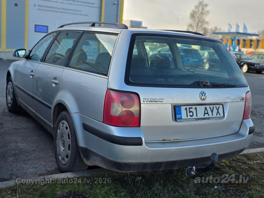 Volkswagen Passat 2004 Tartu, ar dzinēja tilpumu 1.90 L un nobraukumu 320 tūkst. km par 499 €, foto 4 vietnē AUTOMOTO.COM.LV