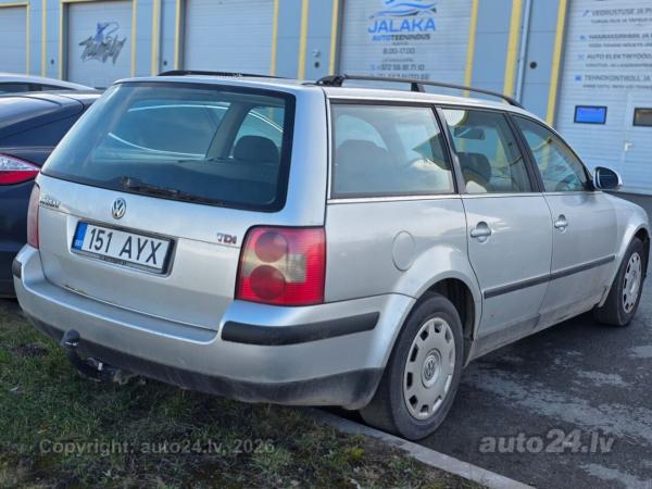 Volkswagen Passat 2004 in Tartu, with an engine capacity of 1.90 L and mileage of 320 thousand km for 499 €, photo 4 on AUTOMOTO.COM.LV