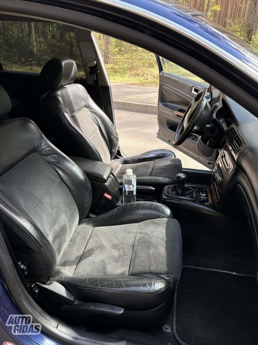 Volkswagen Passat 2004 Varėna, ar dzinēja tilpumu 1.90 L un nobraukumu 329 tūkst. km par 1650 €, foto 12 vietnē AUTOMOTO.COM.LV