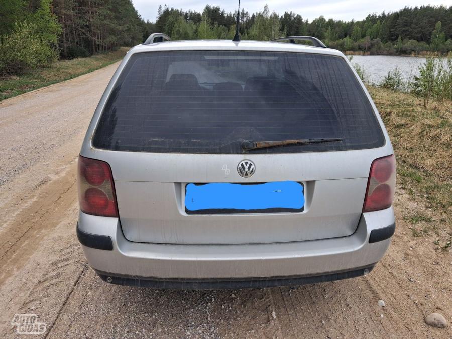 Volkswagen Passat 2004 in Vilnius, with an engine capacity of 1.90 L and mileage of 382 thousand km for 1550 €, photo 4 on AUTOMOTO.COM.LV