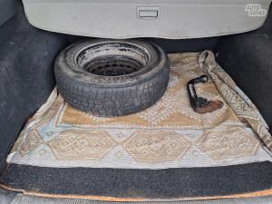 Volkswagen Passat 2004 in Vilnius, with an engine capacity of 1.90 L and mileage of 382 thousand km for 1550 €, photo 13 on AUTOMOTO.COM.LV