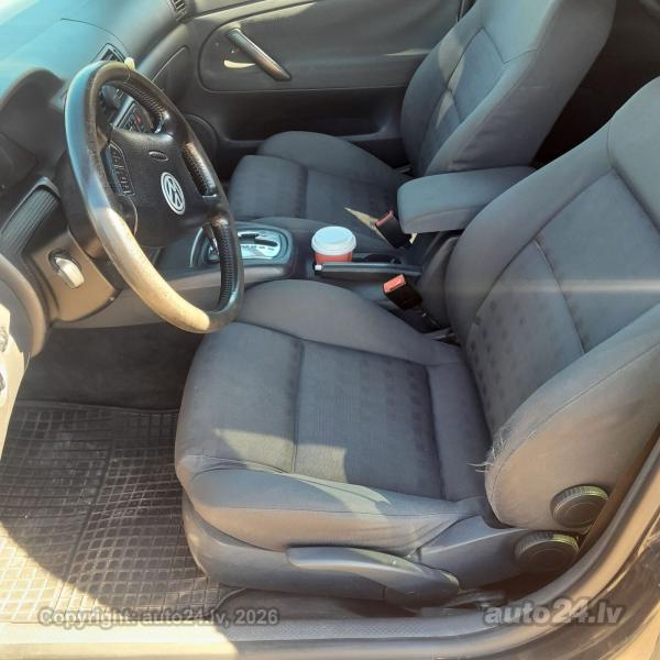 Volkswagen Passat 2004 Tallina, ar dzinēja tilpumu 1.90 L un nobraukumu 0 tūkst. km par 1500 €, foto 5 vietnē AUTOMOTO.COM.LV