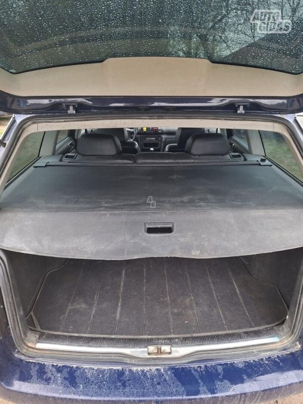 Volkswagen Passat 2004 in Kelme, with an engine capacity of 1.90 L and mileage of 300 thousand km for 500 €, photo 9 on AUTOMOTO.COM.LV