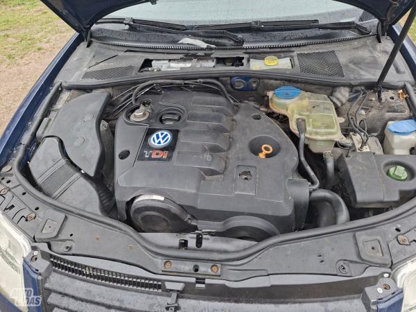 Volkswagen Passat 2004 in Kelme, with an engine capacity of 1.90 L and mileage of 300 thousand km for 500 €, photo 10 on AUTOMOTO.COM.LV