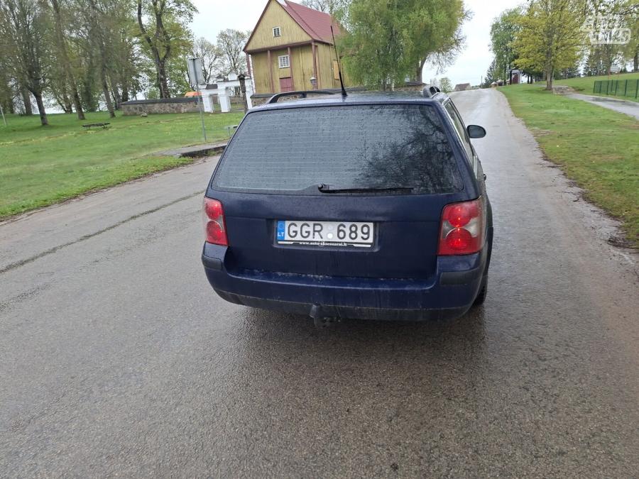 Volkswagen Passat 2004 in Kelme, with an engine capacity of 1.90 L and mileage of 300 thousand km for 400 €, photo 8 on AUTOMOTO.COM.LV