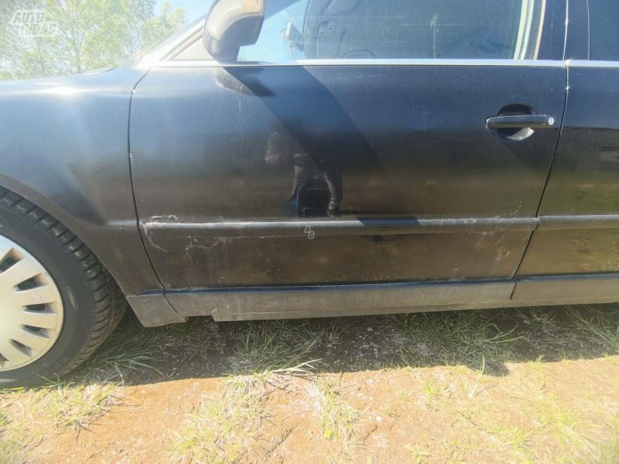 Volkswagen Passat 2004 in Silute, with an engine capacity of 1.90 L and mileage of 392 thousand km for 1450 €, photo 8 on AUTOMOTO.COM.LV