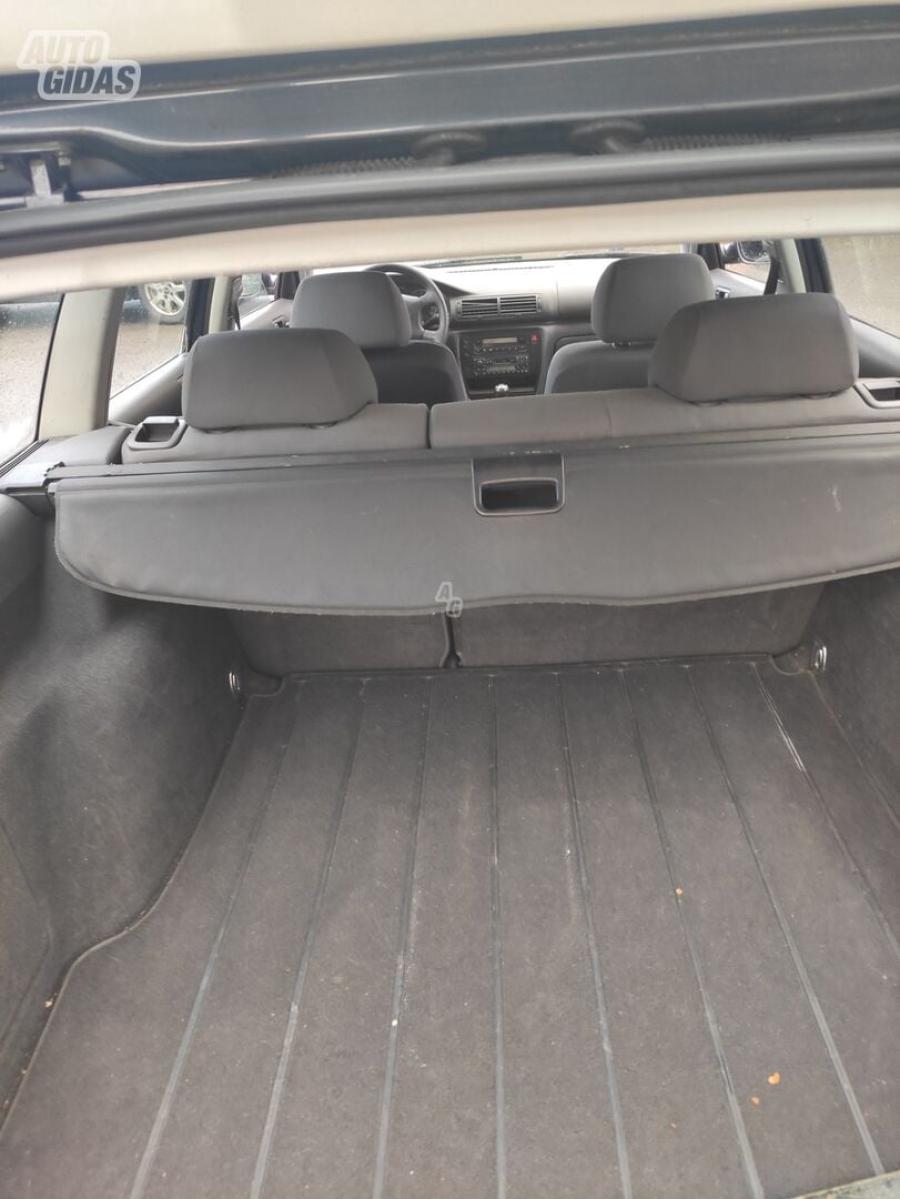 Volkswagen Passat 2004 in Vilnius, with an engine capacity of 1.90 L and mileage of 0 thousand km for 999 €, photo 5 on AUTOMOTO.COM.LV