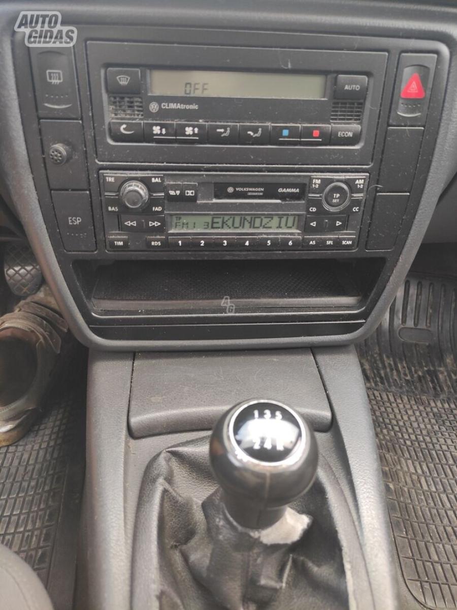 Volkswagen Passat 2004 in Vilnius, with an engine capacity of 1.90 L and mileage of 0 thousand km for 999 €, photo 12 on AUTOMOTO.COM.LV
