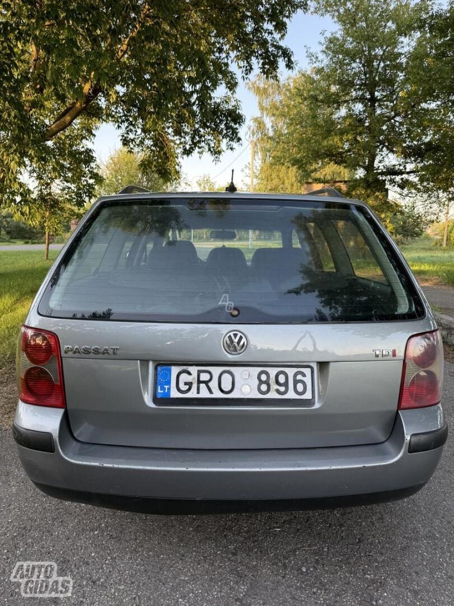 Volkswagen Passat 2004 Panevēža, ar dzinēja tilpumu 1.90 L un nobraukumu 320 tūkst. km par 1500 €, foto 4 vietnē AUTOMOTO.COM.LV