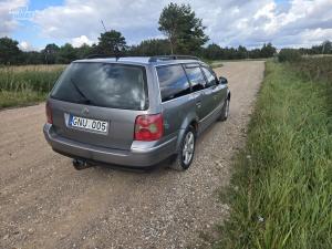 Volkswagen Passat 2004 in Kaunas, with an engine capacity of 1.90 L and mileage of 280 thousand km for 1500 €, photo 5 on AUTOMOTO.COM.LV