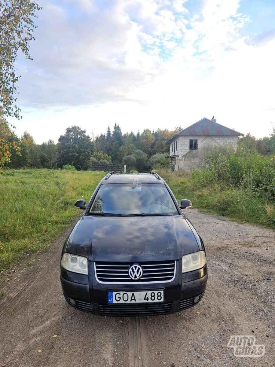 Volkswagen Passat 2004 Vievis, ar dzinēja tilpumu 1.90 L un nobraukumu 400 tūkst. km par 700 €, foto 1 vietnē AUTOMOTO.COM.LV