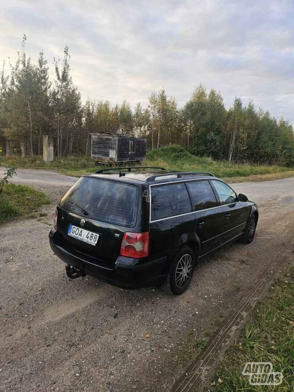 Volkswagen Passat 2004 Vievis, ar dzinēja tilpumu 1.90 L un nobraukumu 400 tūkst. km par 700 €, foto 7 vietnē AUTOMOTO.COM.LV