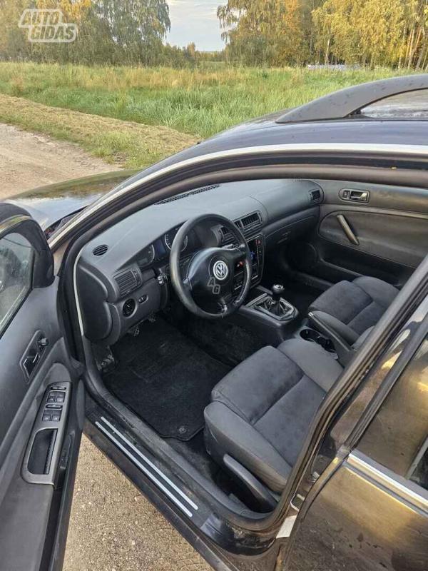 Volkswagen Passat 2004 Vievis, ar dzinēja tilpumu 1.90 L un nobraukumu 400 tūkst. km par 700 €, foto 10 vietnē AUTOMOTO.COM.LV