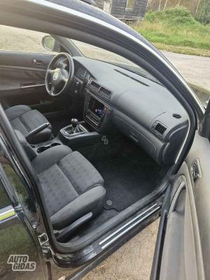 Volkswagen Passat 2004 Vievis, ar dzinēja tilpumu 1.90 L un nobraukumu 400 tūkst. km par 700 €, foto 14 vietnē AUTOMOTO.COM.LV
