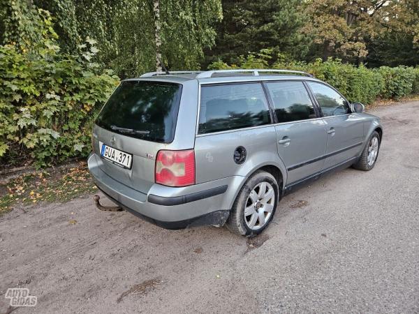 Volkswagen Passat 2004 in Kaunas on AUTOMOTO.COM.LV Volkswagen Passat 2004 in Kaunas, with an engine capacity of 1.90 L and mileage of 386 thousand km for 1190 €, photo 8 on AUTOMOTO.COM.LV