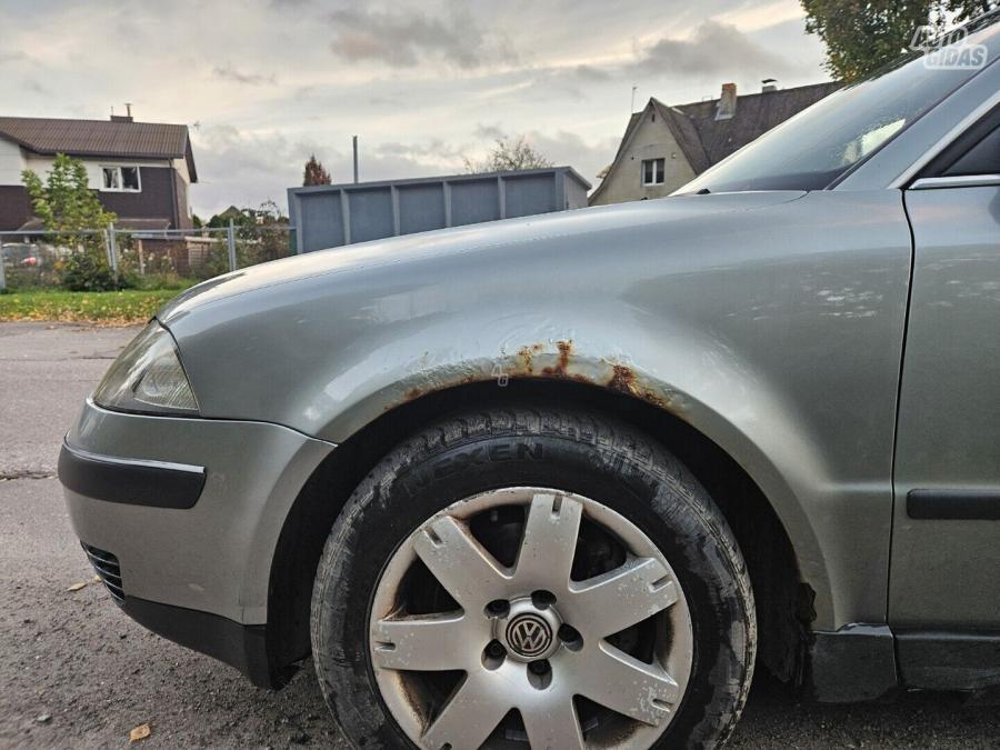 Volkswagen Passat 2004 Kauņa, ar dzinēja tilpumu 1.90 L un nobraukumu 386 tūkst. km par 1190 €, foto 12 vietnē AUTOMOTO.COM.LV