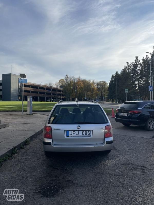 Volkswagen Passat 2004 Kauņa vietnē Volkswagen Passat 2004 Kauņa, ar dzinēja tilpumu 1.90 L un nobraukumu 333 tūkst. km par 650 €, foto 6 vietnē AUTOMOTO.COM.LV