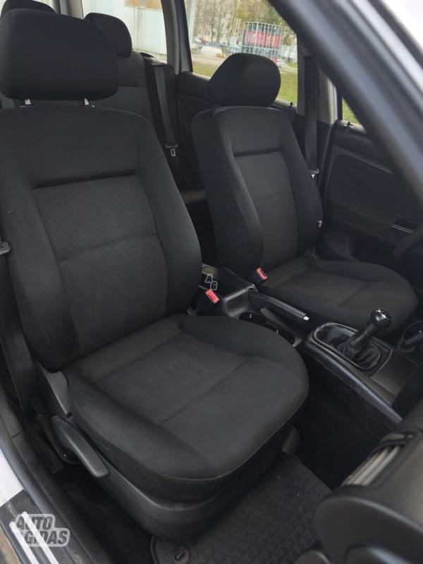 Volkswagen Passat 2004 Telšiai, ar dzinēja tilpumu 1.90 L un nobraukumu 441 tūkst. km par 2200 €, foto 10 vietnē AUTOMOTO.COM.LV