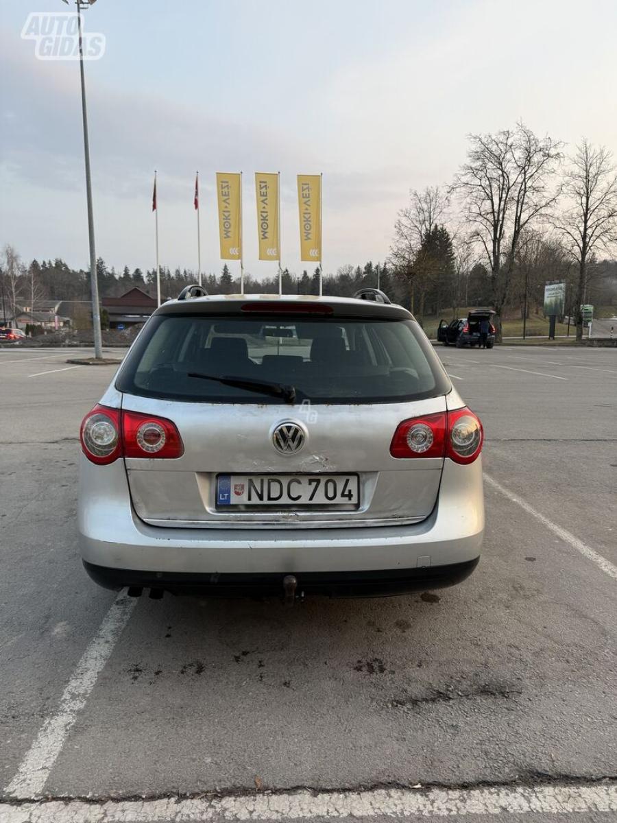 Volkswagen Passat 2005 Alīta, ar dzinēja tilpumu 1.90 L un nobraukumu 328 tūkst. km par 1000 €, foto 5 vietnē AUTOMOTO.COM.LV