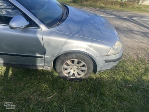 Фольксваген Пассат 2005 в Варена, объемом двигателя 1.90 л и пробегом 320 тыс. км за 500 €, фото 10 на AUTOMOTO.COM.LV