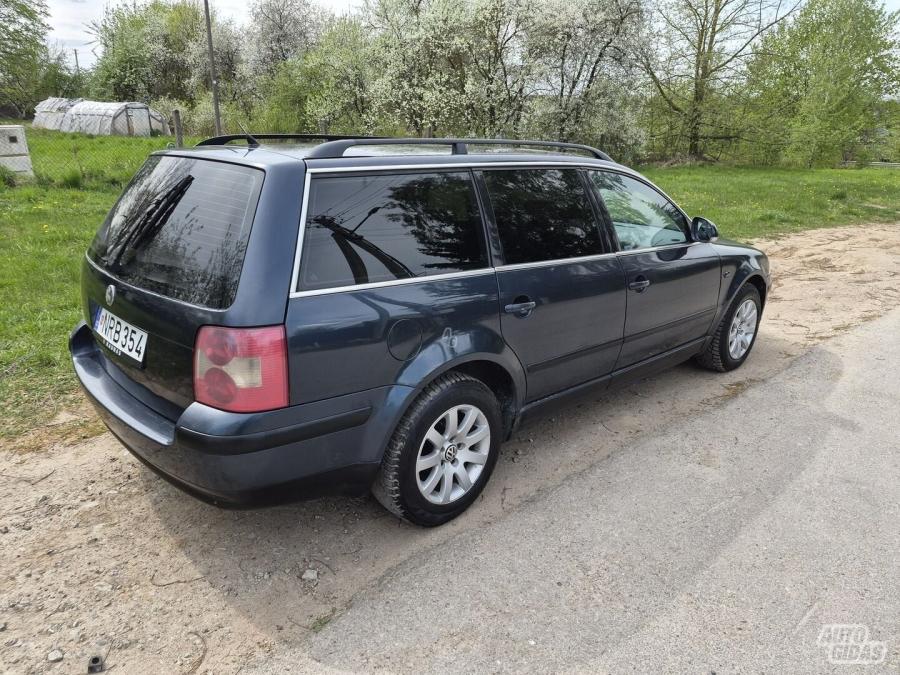Volkswagen Passat 2005 in Kaunas, with an engine capacity of 1.90 L and mileage of 392 thousand km for 950 €, photo 6 on AUTOMOTO.COM.LV
