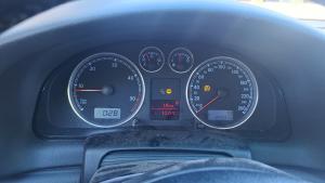Volkswagen Passat 2005 in Klaipeda, with an engine capacity of 1.90 L and mileage of 274 thousand km for 550 €, photo 8 on AUTOMOTO.COM.LV