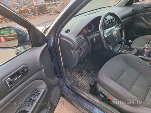 Volkswagen Passat 2005 in Tallinn, with an engine capacity of 1.90 L and mileage of 240 thousand km for 2499 €, photo 6 on AUTOMOTO.COM.LV