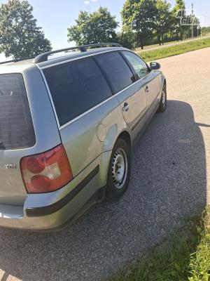 Volkswagen Passat 2005 in Vilkaviskis, with an engine capacity of 1.90 L and mileage of 369 thousand km for 1900 €, photo 4 on AUTOMOTO.COM.LV