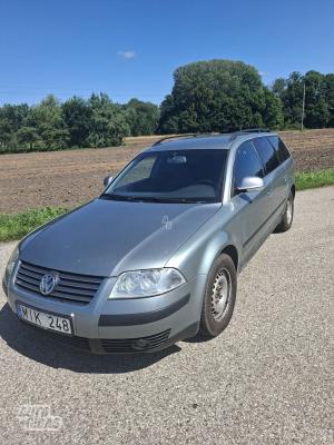 Volkswagen Passat 2005 in Vilkaviskis, with an engine capacity of 1.90 L and mileage of 369 thousand km for 1900 €, photo 8 on AUTOMOTO.COM.LV