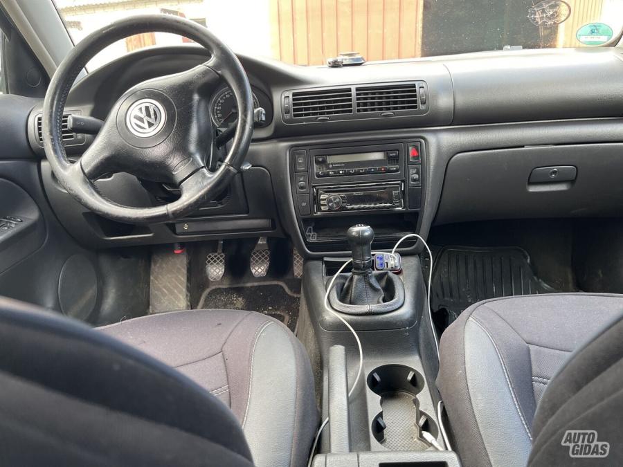 Volkswagen Passat 2005 Vilkaviškis, ar dzinēja tilpumu 1.90 L un nobraukumu 313 tūkst. km par 850 €, foto 11 vietnē AUTOMOTO.COM.LV