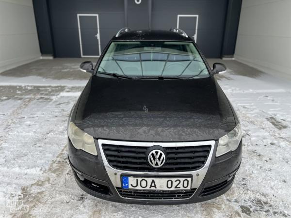 Volkswagen Passat 2006 in Vilnius, with an engine capacity of 2.00 L and mileage of 350 thousand km for 1500 €, photo 2 on AUTOMOTO.COM.LV
