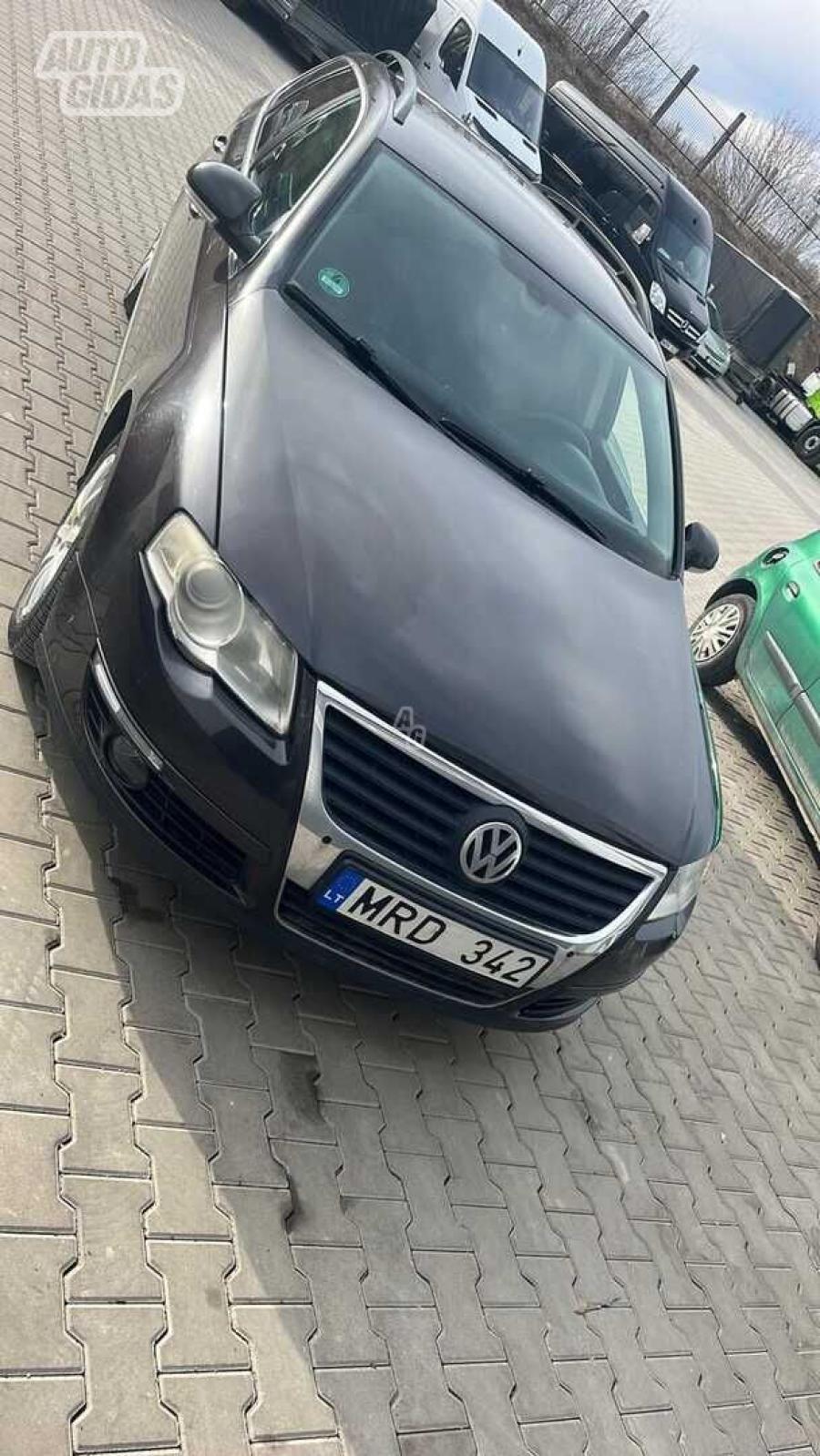Volkswagen Passat 2006 in Vilnius, with an engine capacity of 2.00 L and mileage of 298 thousand km for 1600 €, photo 7 on AUTOMOTO.COM.LV