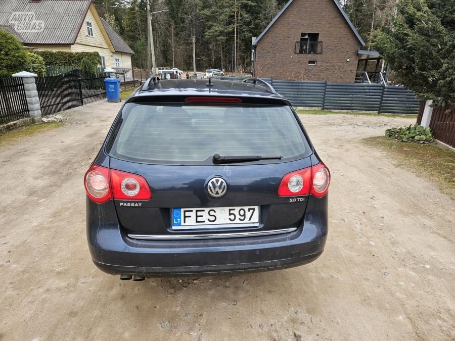 Volkswagen Passat 2006 in Prienai, with an engine capacity of 2.00 L and mileage of 300 thousand km for 1400 €, photo 10 on AUTOMOTO.COM.LV