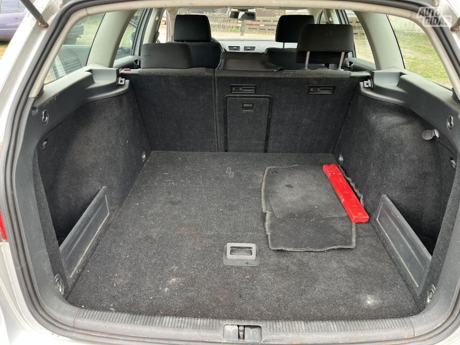 Volkswagen Passat 2006 Vilkaviškis, ar dzinēja tilpumu 1.90 L un nobraukumu 340 tūkst. km par 650 €, foto 13 vietnē AUTOMOTO.COM.LV