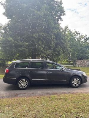 Volkswagen Passat 2006 in Ignalina, with an engine capacity of 2.00 L and mileage of 390 thousand km for 750 €, photo 5 on AUTOMOTO.COM.LV